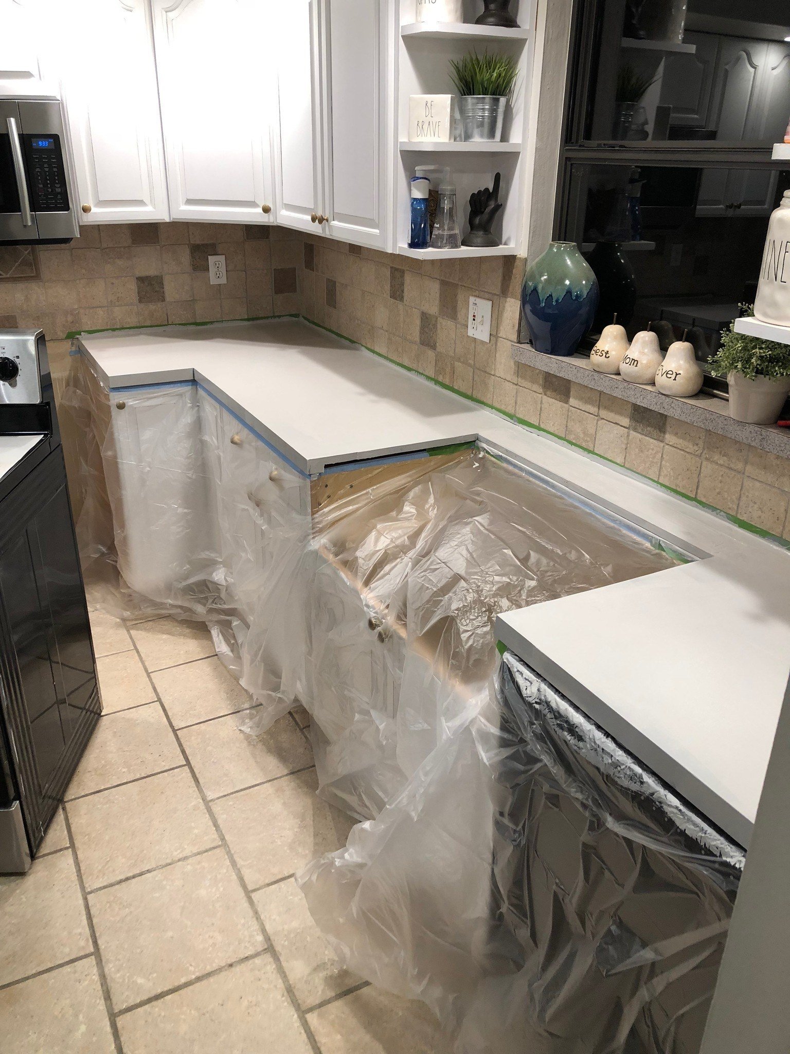 An Affordable Solution To Ugly Countertops - Frickin' Fab